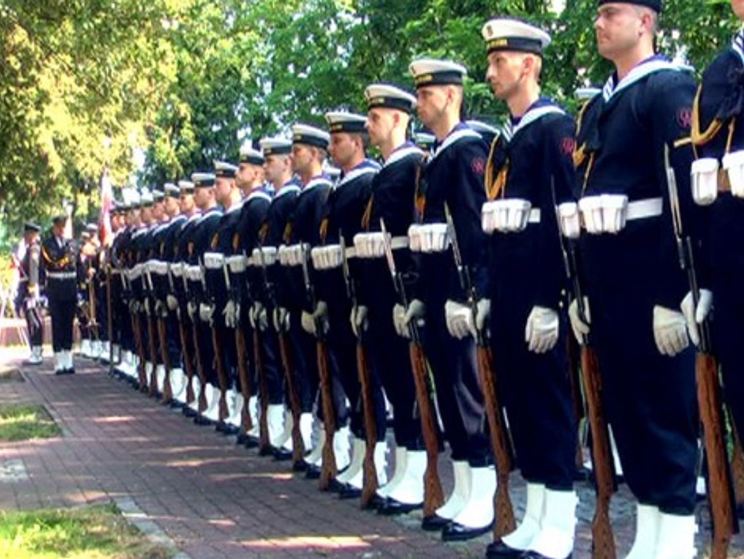 Kompania reprezentacyjna na szkolnym sympozjum